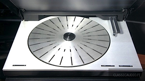 Bang & Olufsen BeoSystem 7000 – Classic Audio