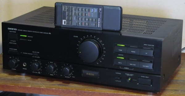 Onkyo A-8200 RI – Classic Audio