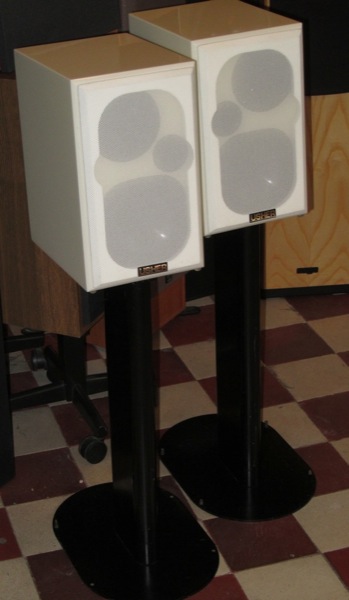 USHER S520-II – Classic Audio