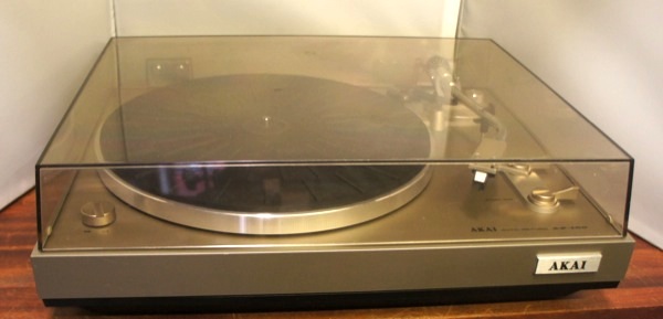 Akai AP-100 – Classic Audio