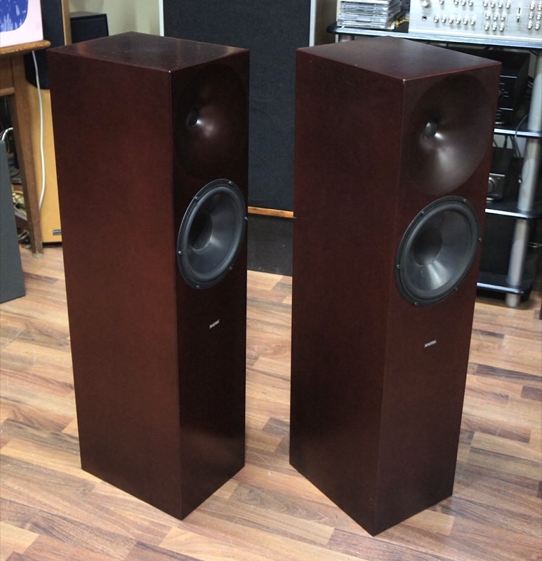 Amphion Neon – Classic Audio