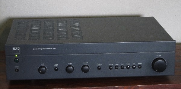 NAD 312 – Classic Audio
