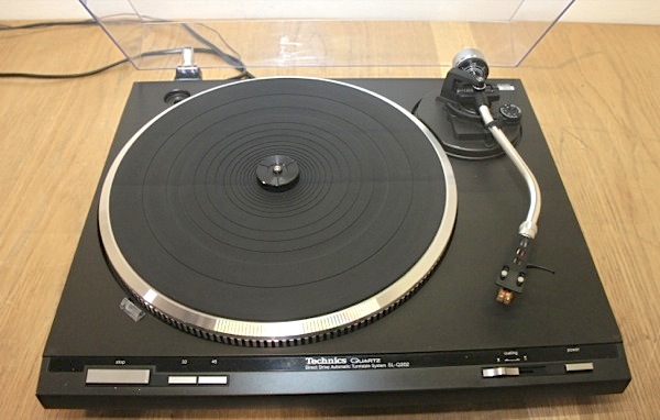 Technics SL-Q202 – Classic Audio