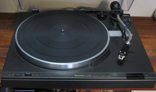 Technics SL-303 – Classic Audio