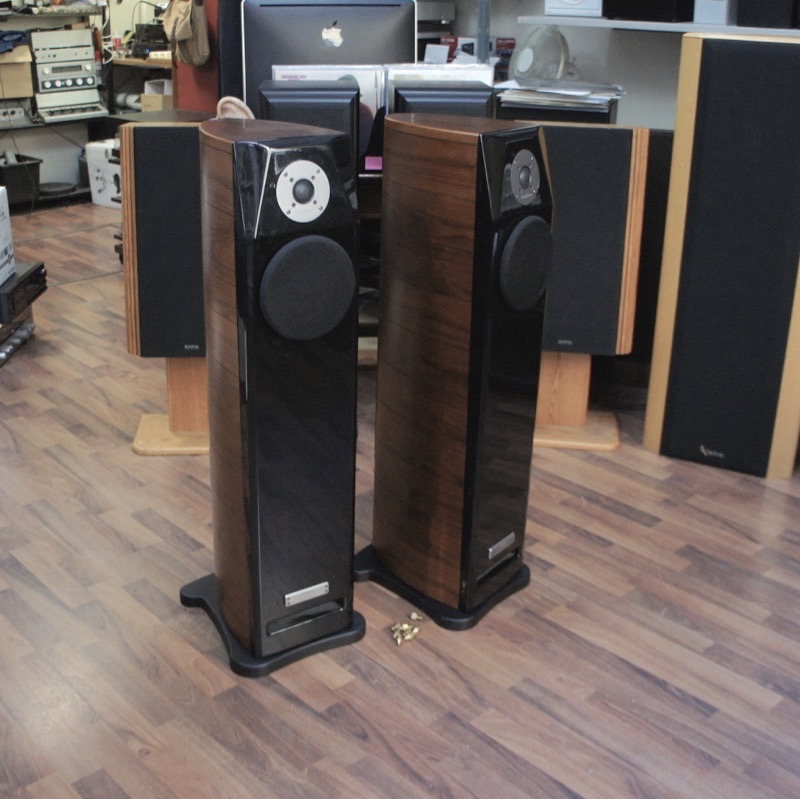 Usher Dancer Mini 1 BE – Classic Audio