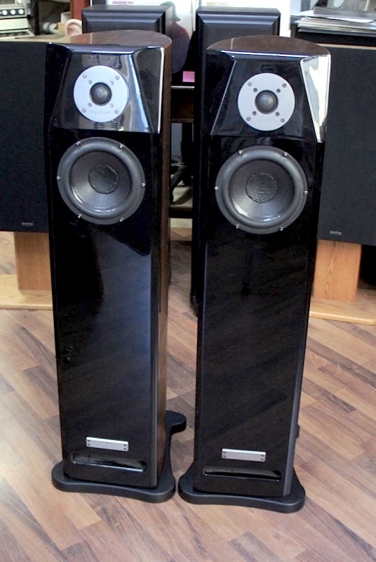 Usher Dancer Mini 1 BE – Classic Audio