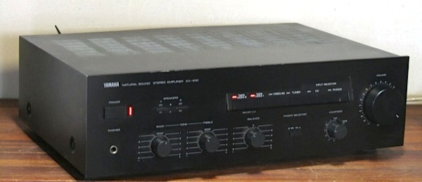 Yamaha AX-400 – Classic Audio