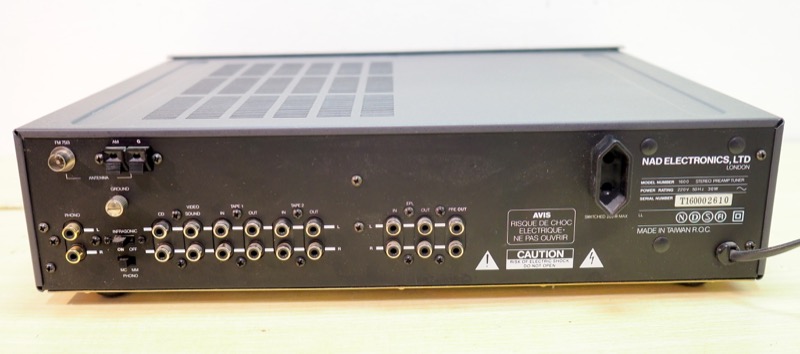 NAD 1600 Tuner Preamplifier – Classic Audio