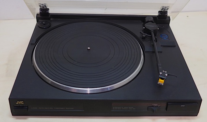 JVC L-AX11 – Classic Audio
