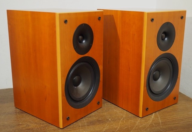 Wharfedale Emerald EM-91 – Classic Audio