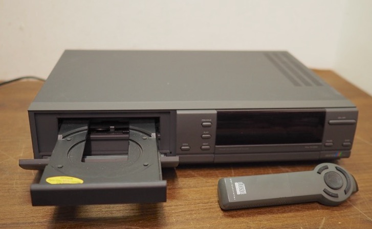 Philips CD-i 220 – Classic Audio