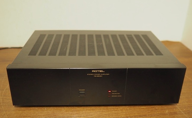 Rotel RB-980BX – Classic Audio