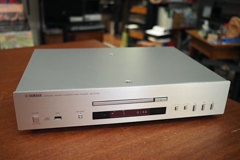Yamaha CD-S700 – Classic Audio