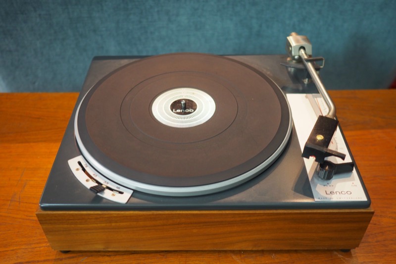 Lenco L70 – Classic Audio