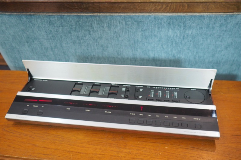 Bang & Olufsen Beomaster 2300 – Classic Audio