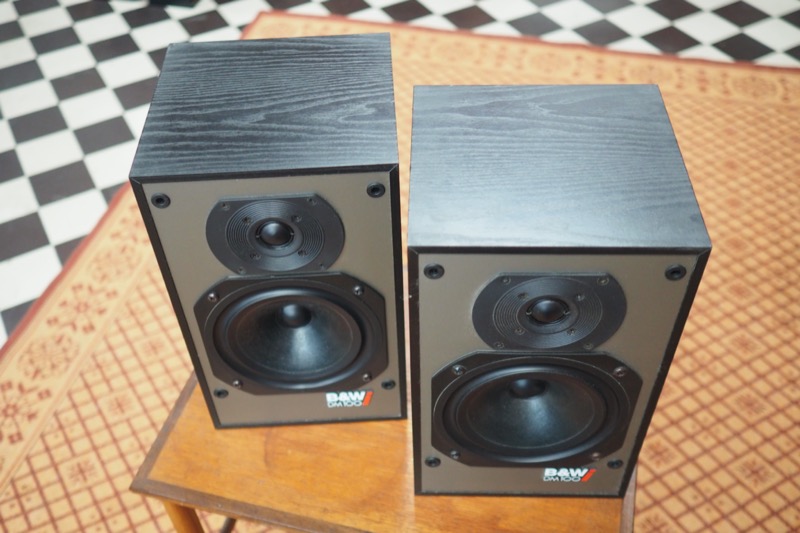 Bowers & Wilkins DM100i – Classic Audio
