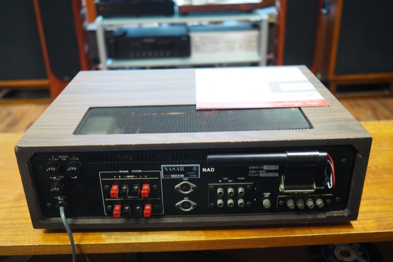 NAD Model 140 Classic Audio NAD Model 140 Classic Audio