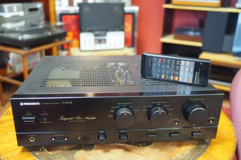 Pioneer A-550R – Classic Audio