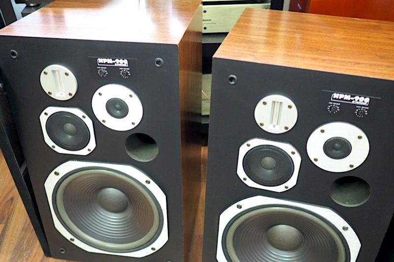 Pioneer HPM-900 – Classic Audio