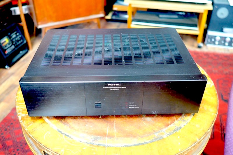 Rotel RB-980BX – Classic Audio