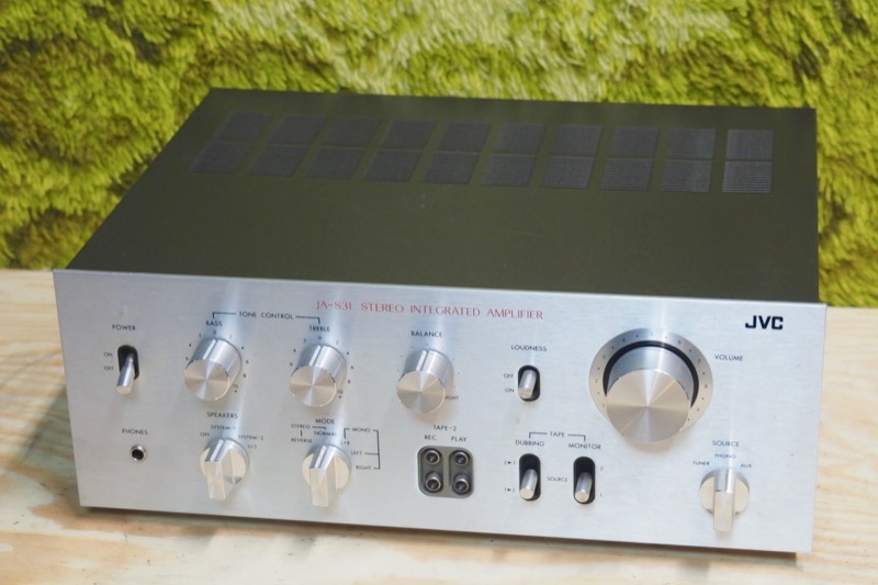 JVC JA-S31 – Classic Audio