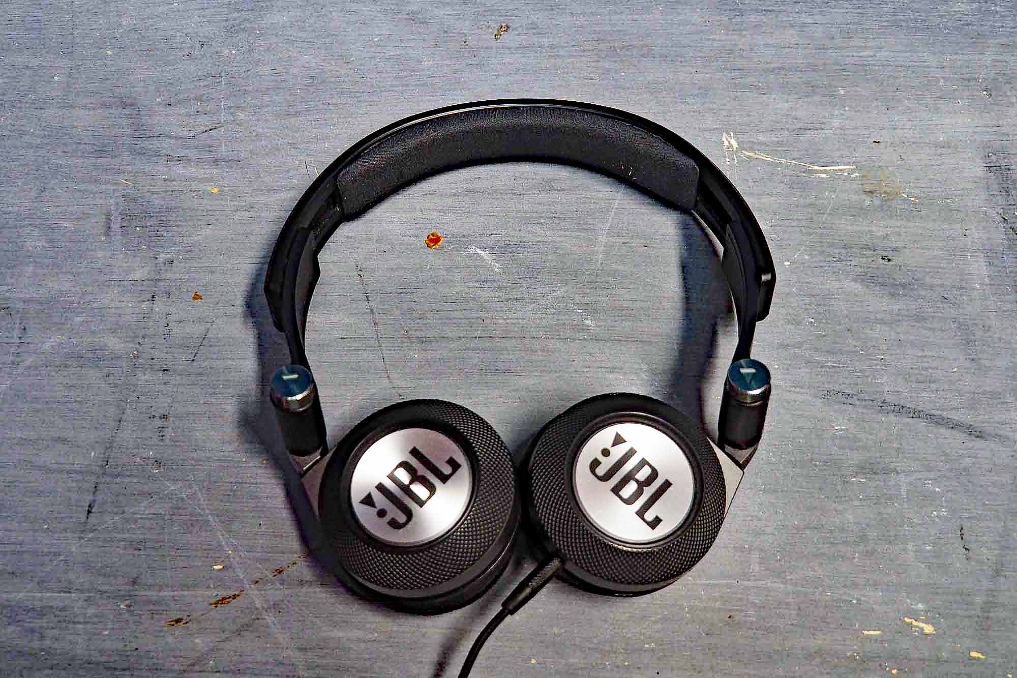 JBL Synchros E30 – Classic Audio