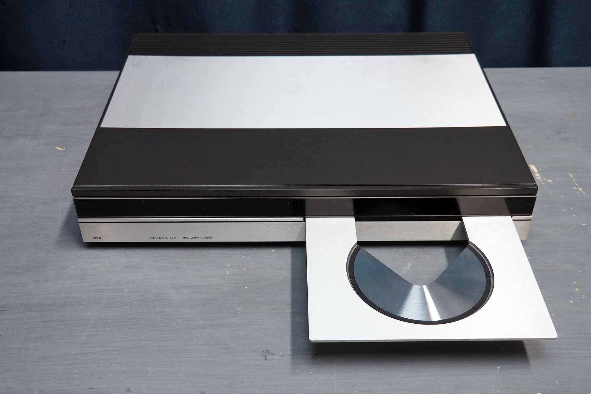 Bang & Olufsen Beogram CD5500 – Classic Audio