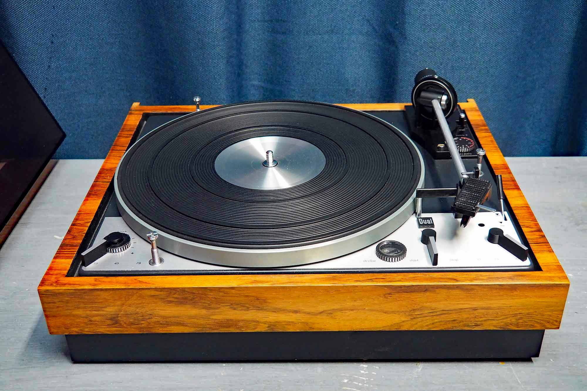 Dual 1229 – Classic Audio