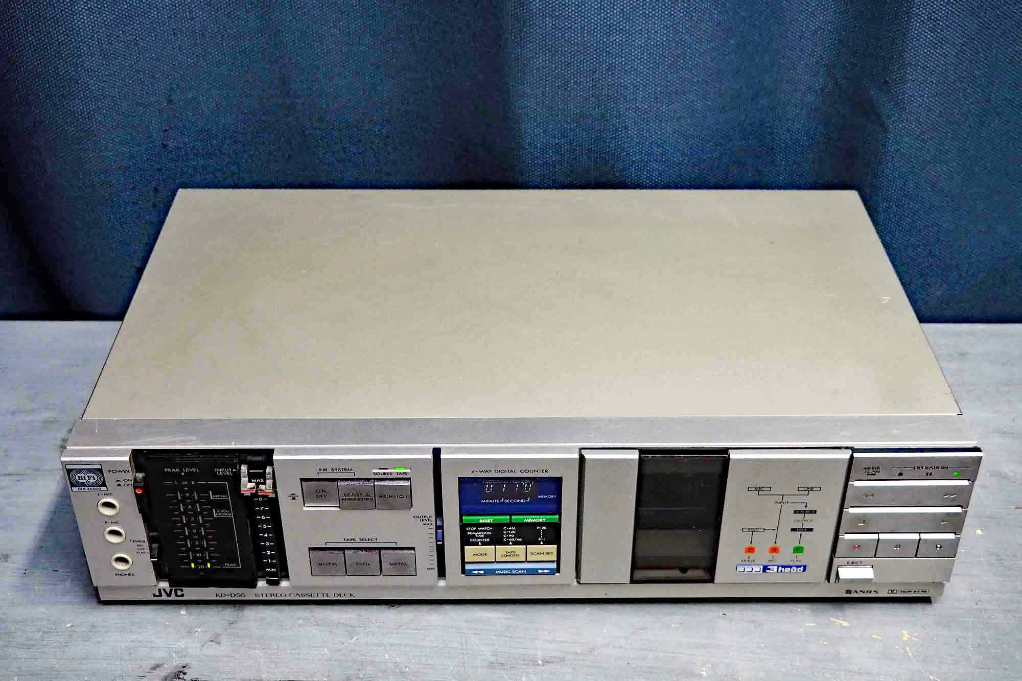 JVC KD-D55 – Classic Audio