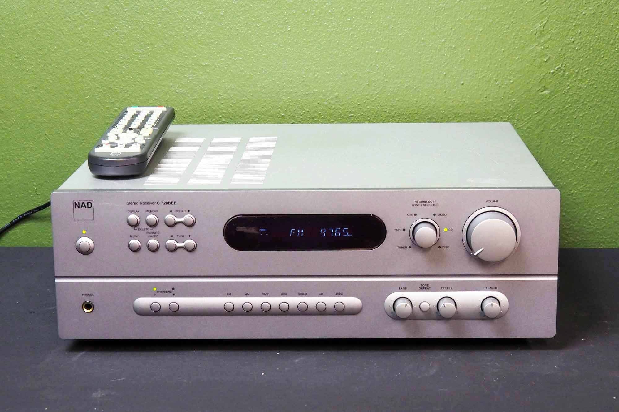 NAD C720 BEE – Classic Audio