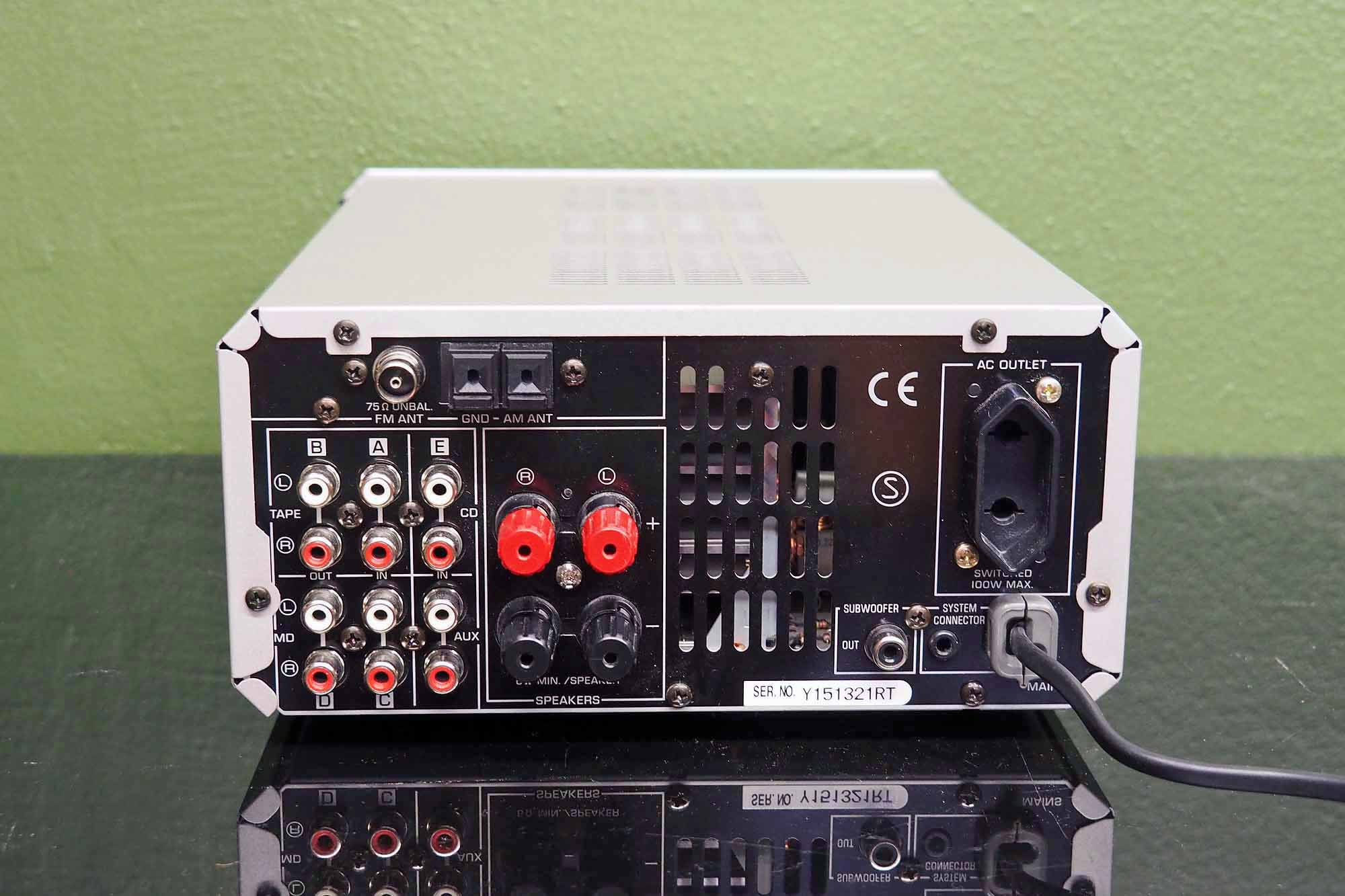 Yamaha RX-E200 – Classic Audio