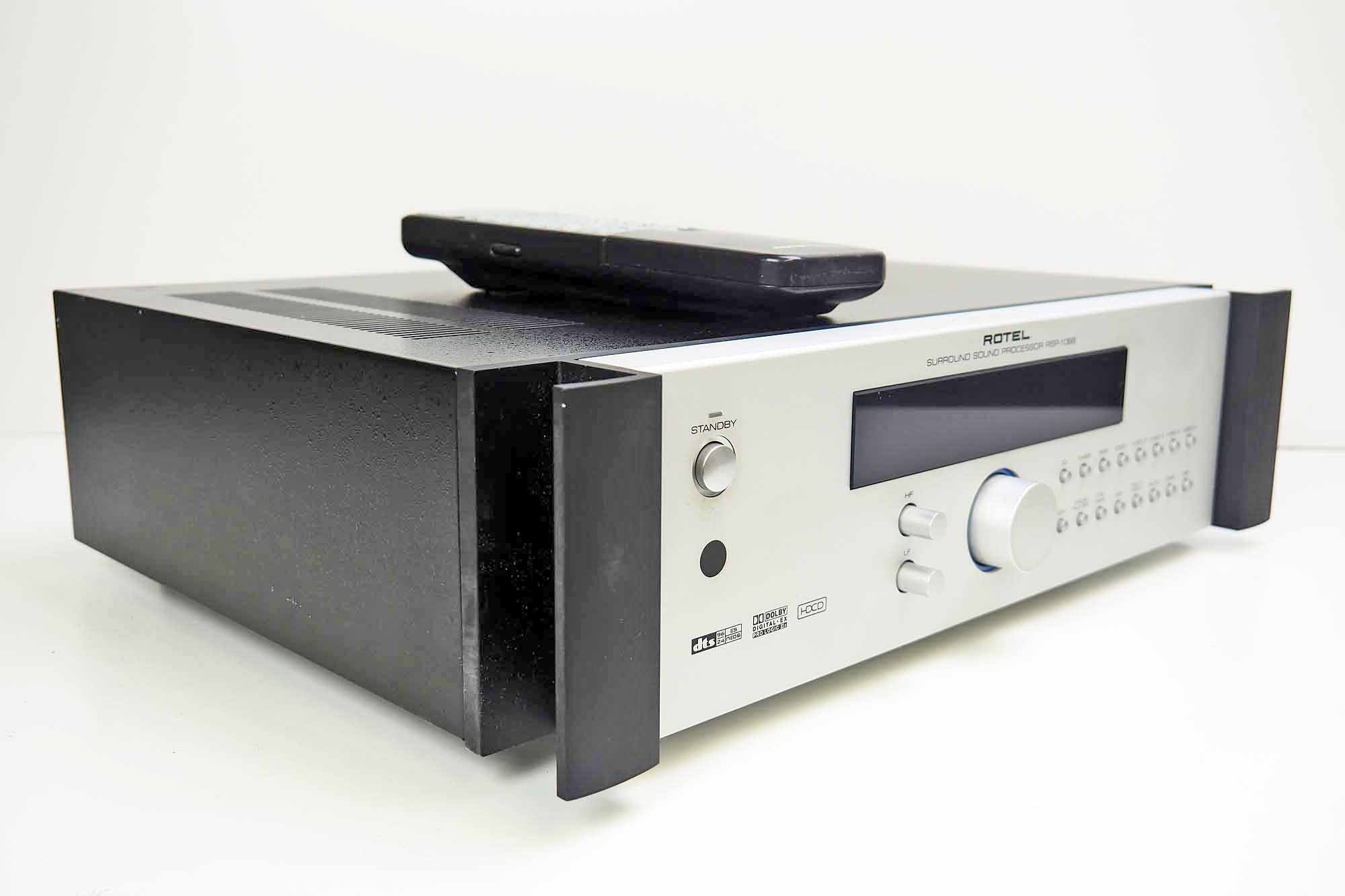 Rotel RSP-1068 – Classic Audio