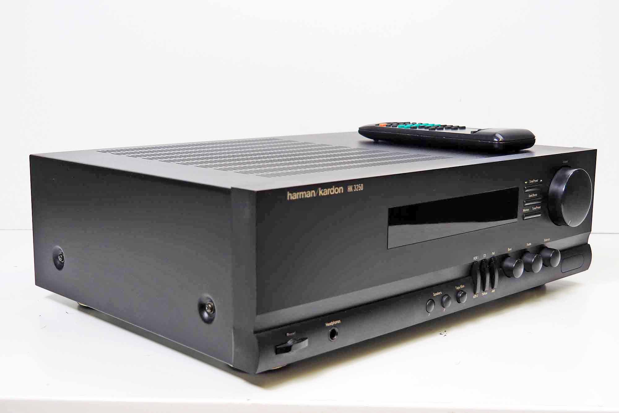 Harman/Kardon HK 3250 – Classic Audio