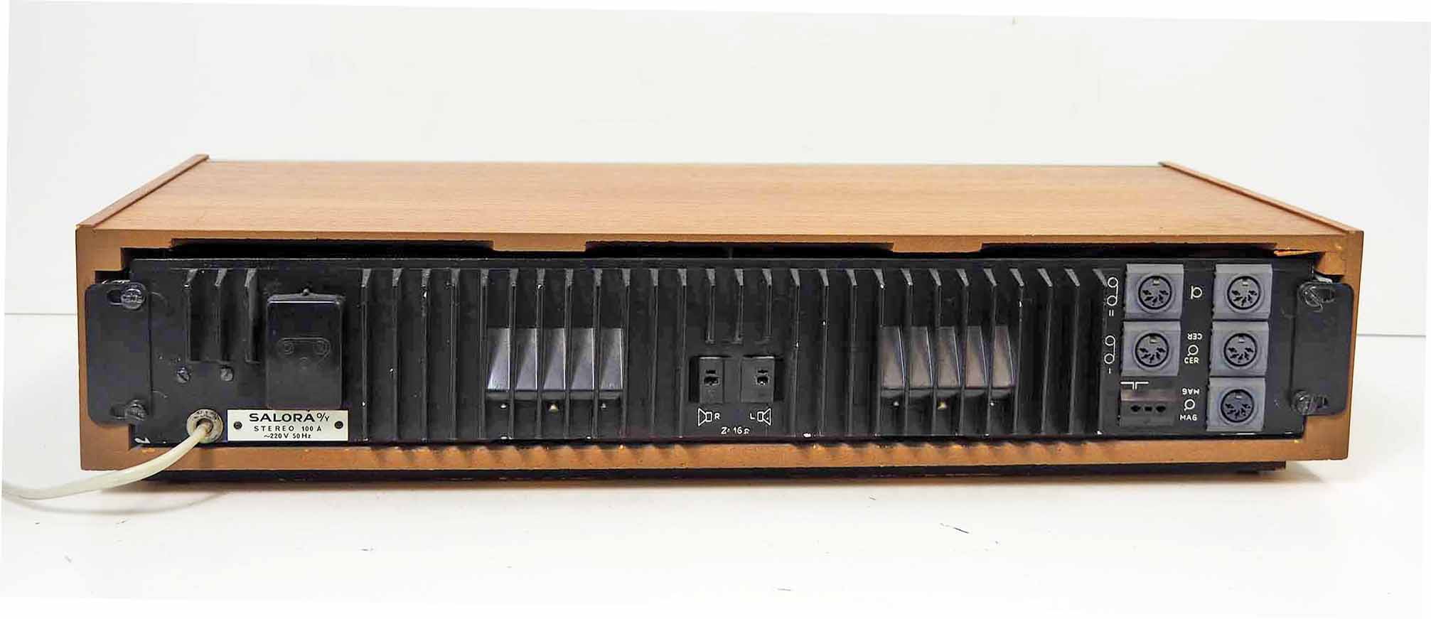 Salora Stereo 100 – Classic Audio