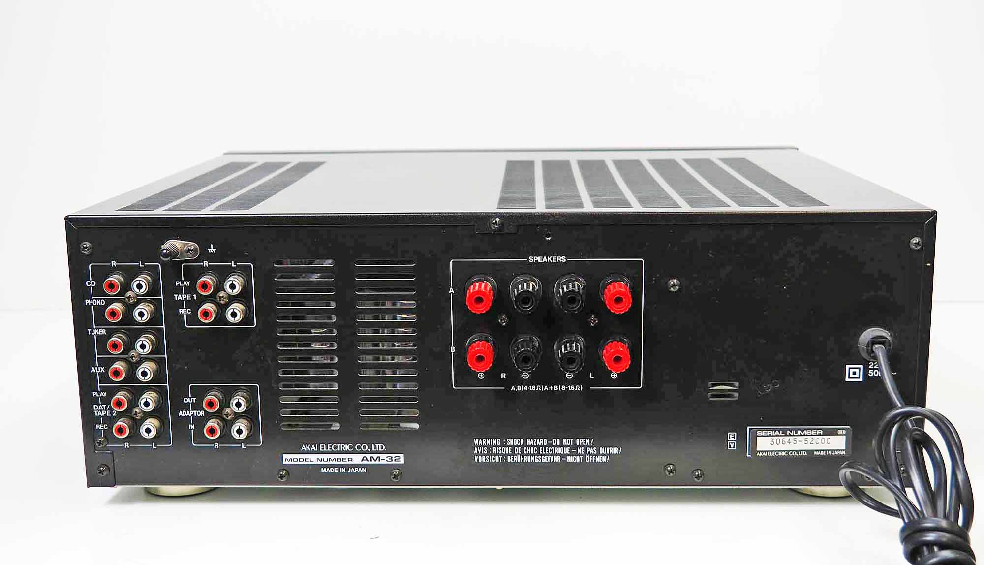 Akai AM-32 – Classic Audio