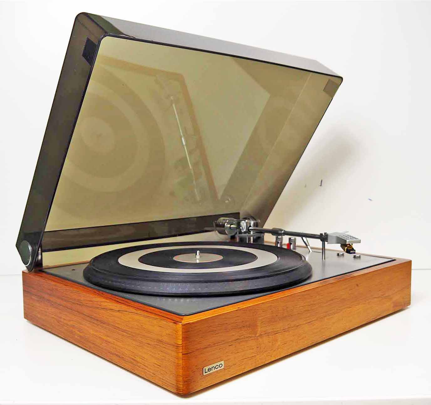 Lenco L85 – Classic Audio