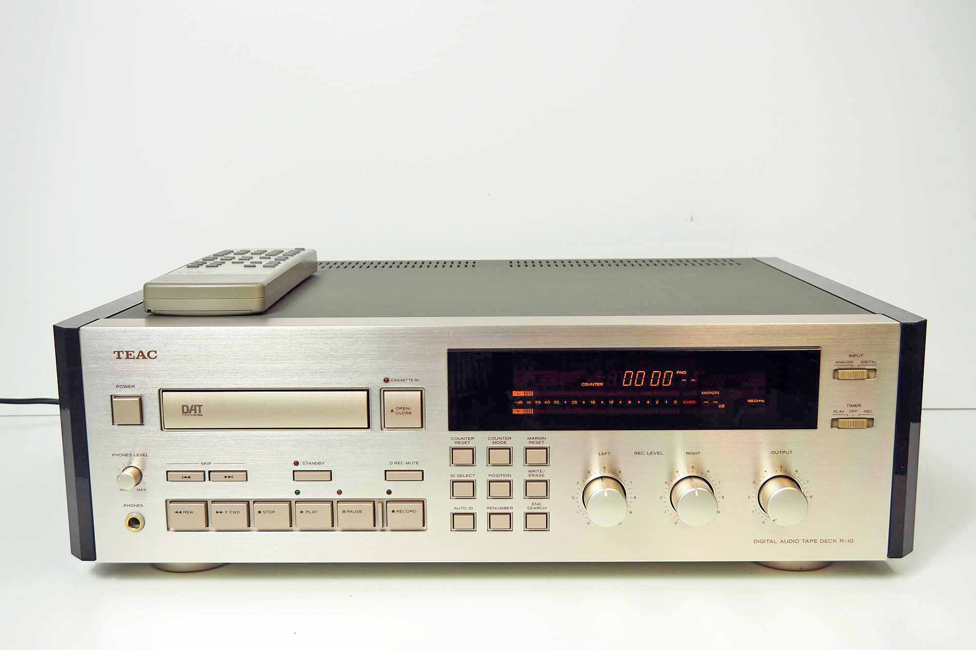 Teac R-10 – Classic Audio