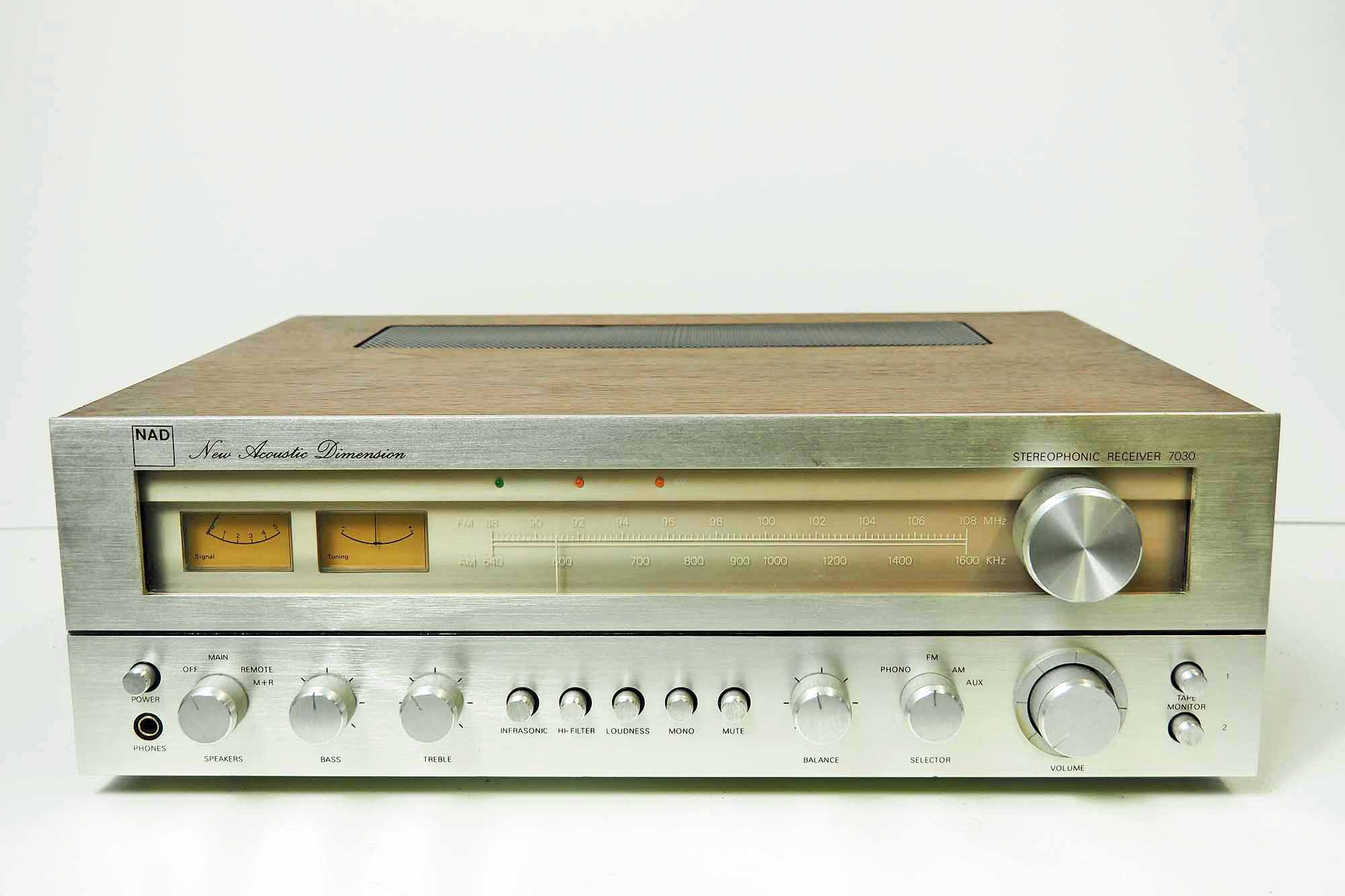 NAD 7030 – Classic Audio