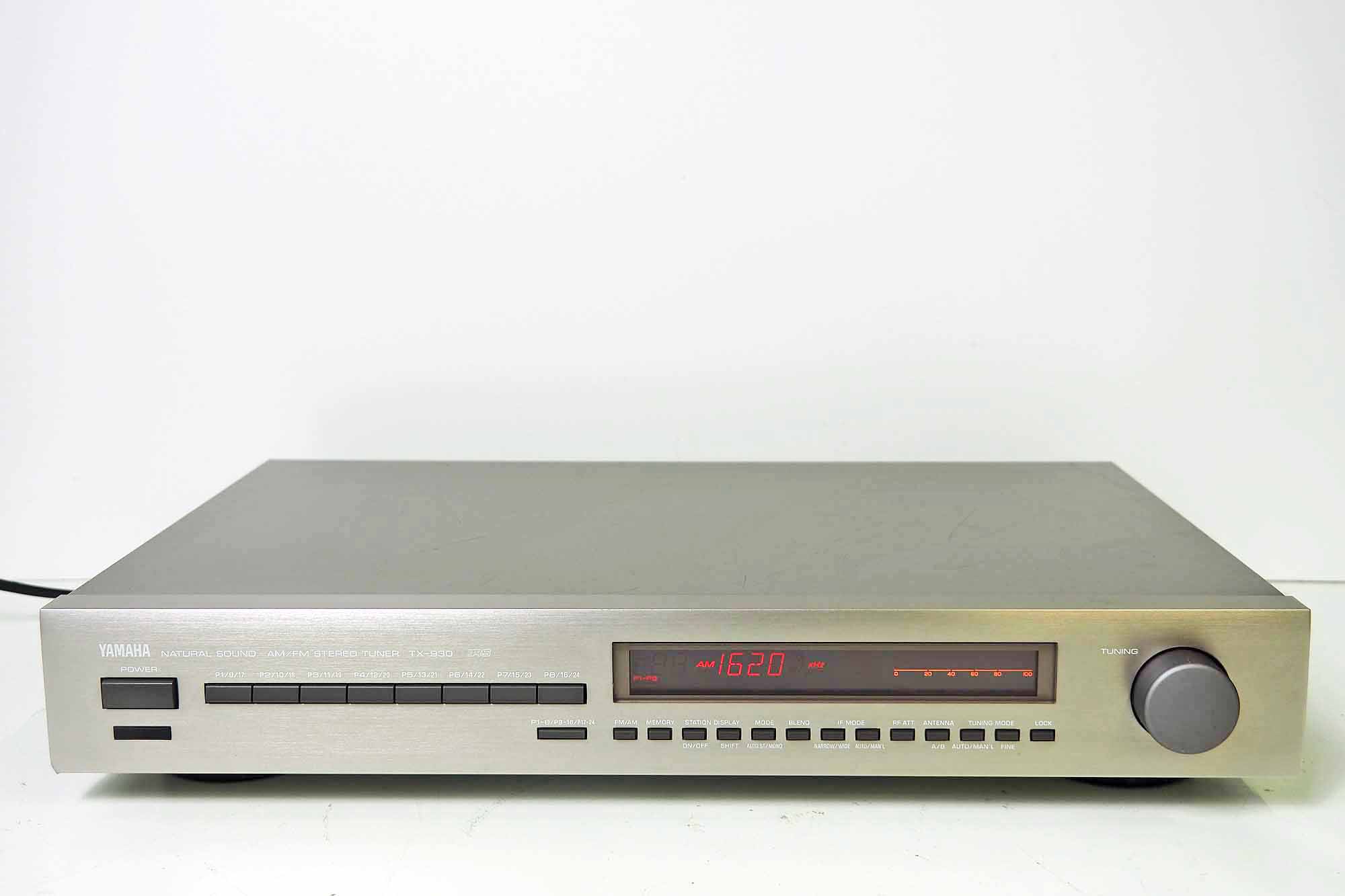 Yamaha TX-930 – Classic Audio
