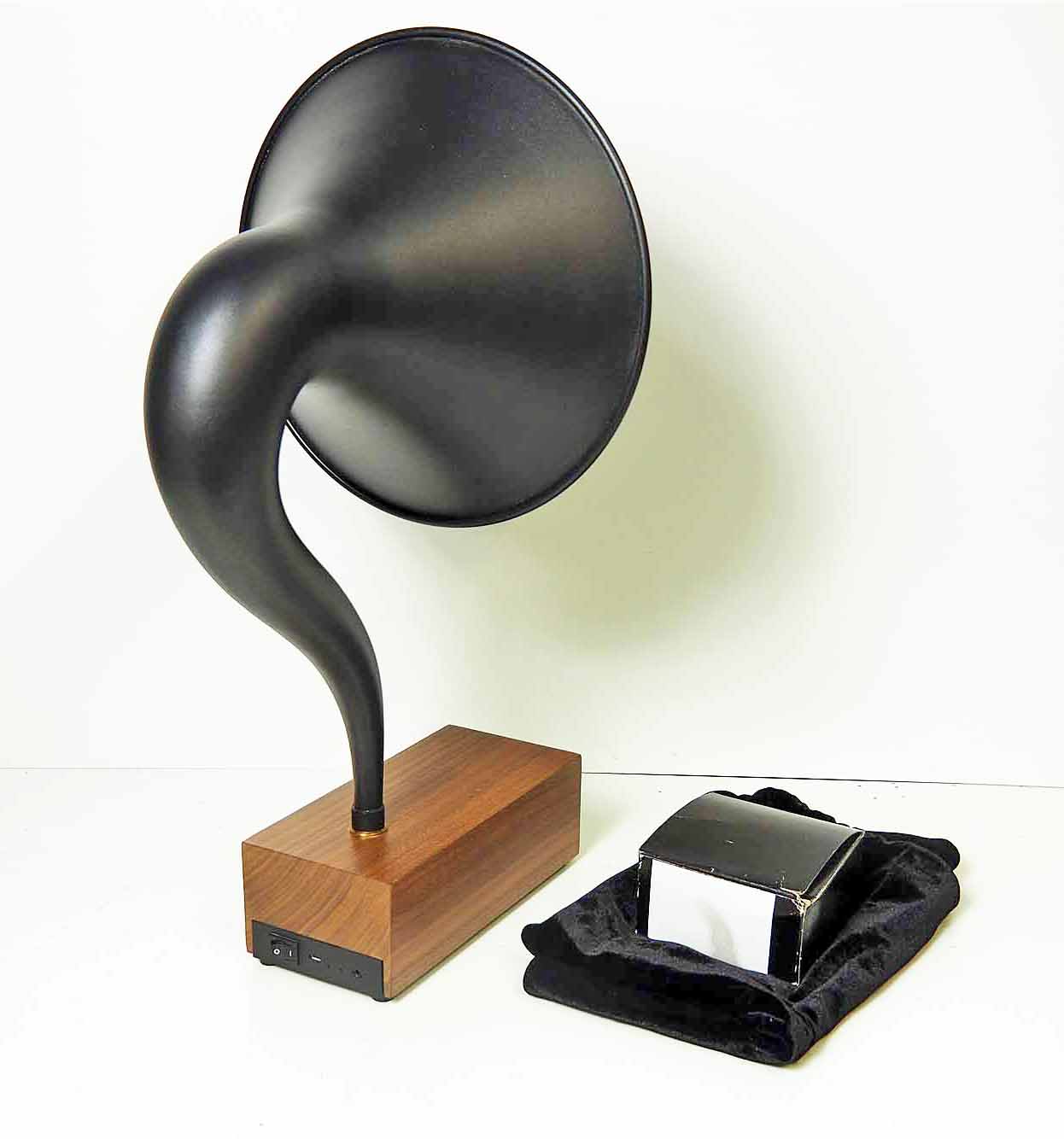 Gramovox Bluetooth Gramophone Speaker – Classic Audio