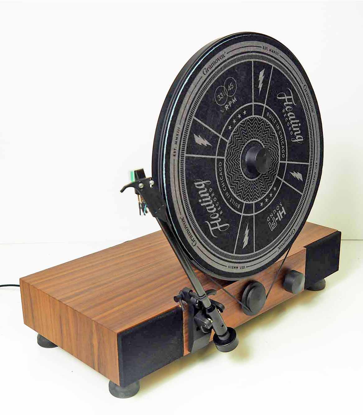 Gramovox ”Classic” Floating Record Vertical Turntable – Classic Audio