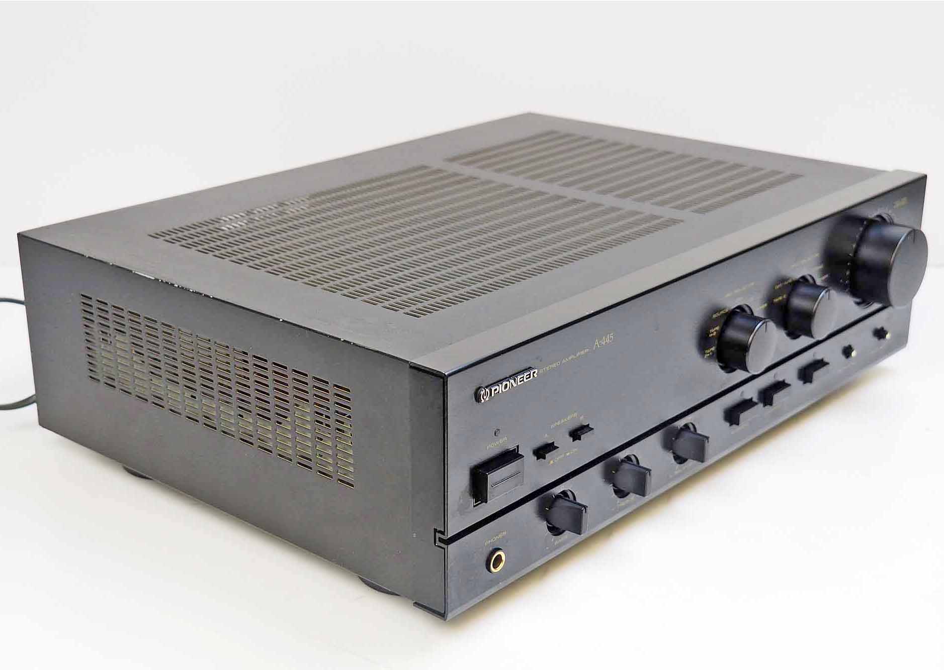 Pioneer A-445 – Classic Audio