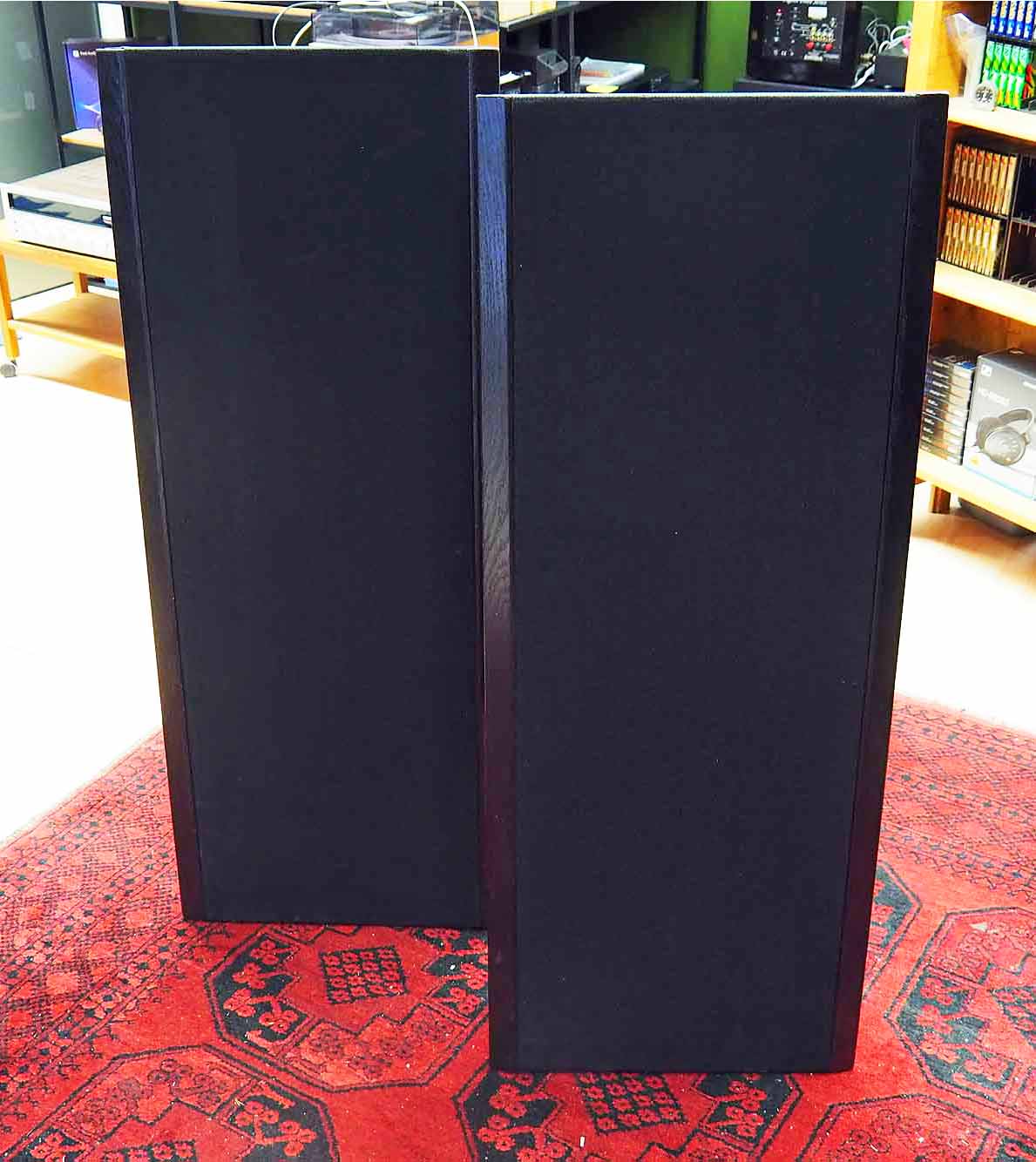 Magnepan SMGb – Classic Audio