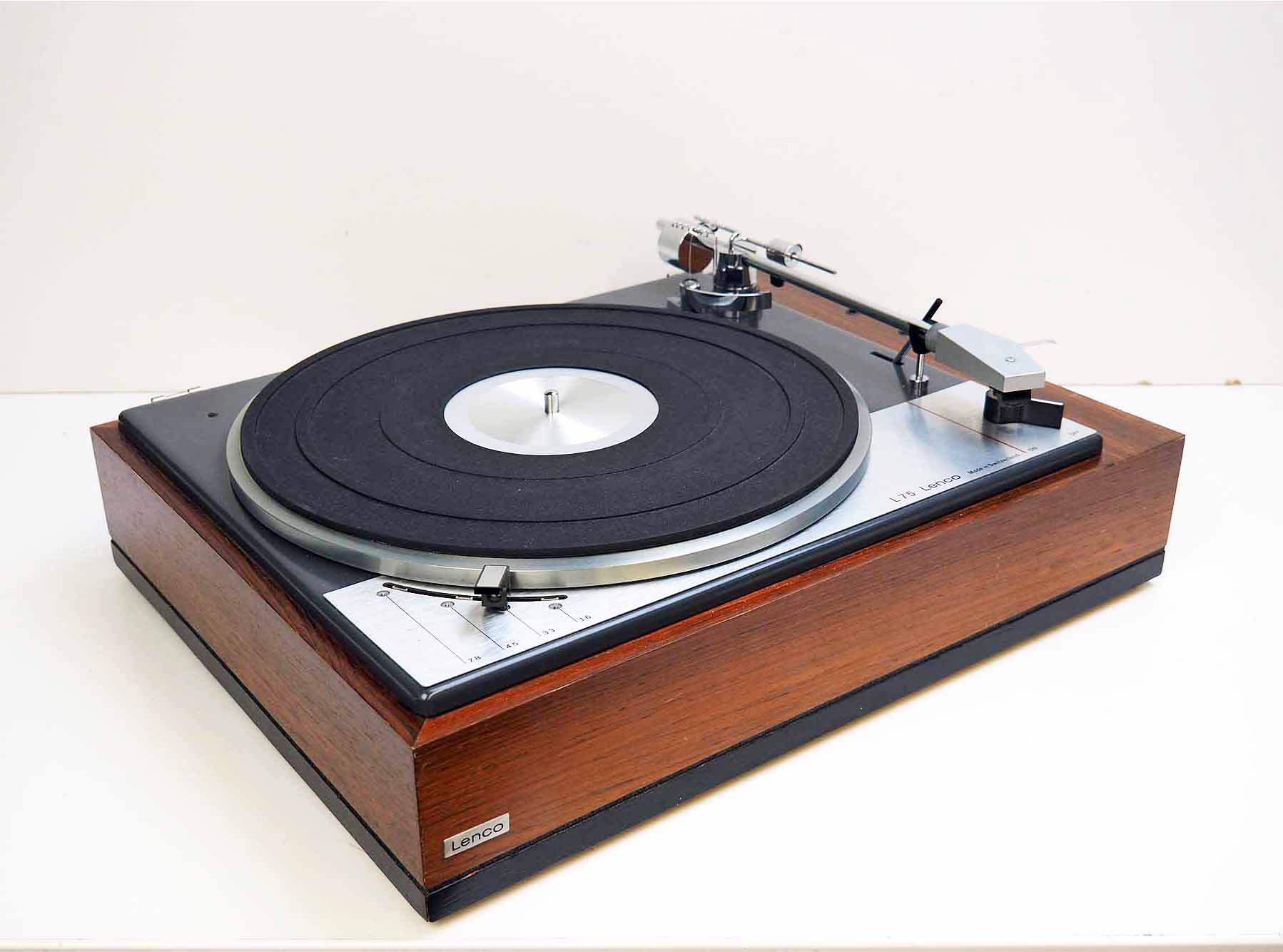 Lenco L75 – Classic Audio