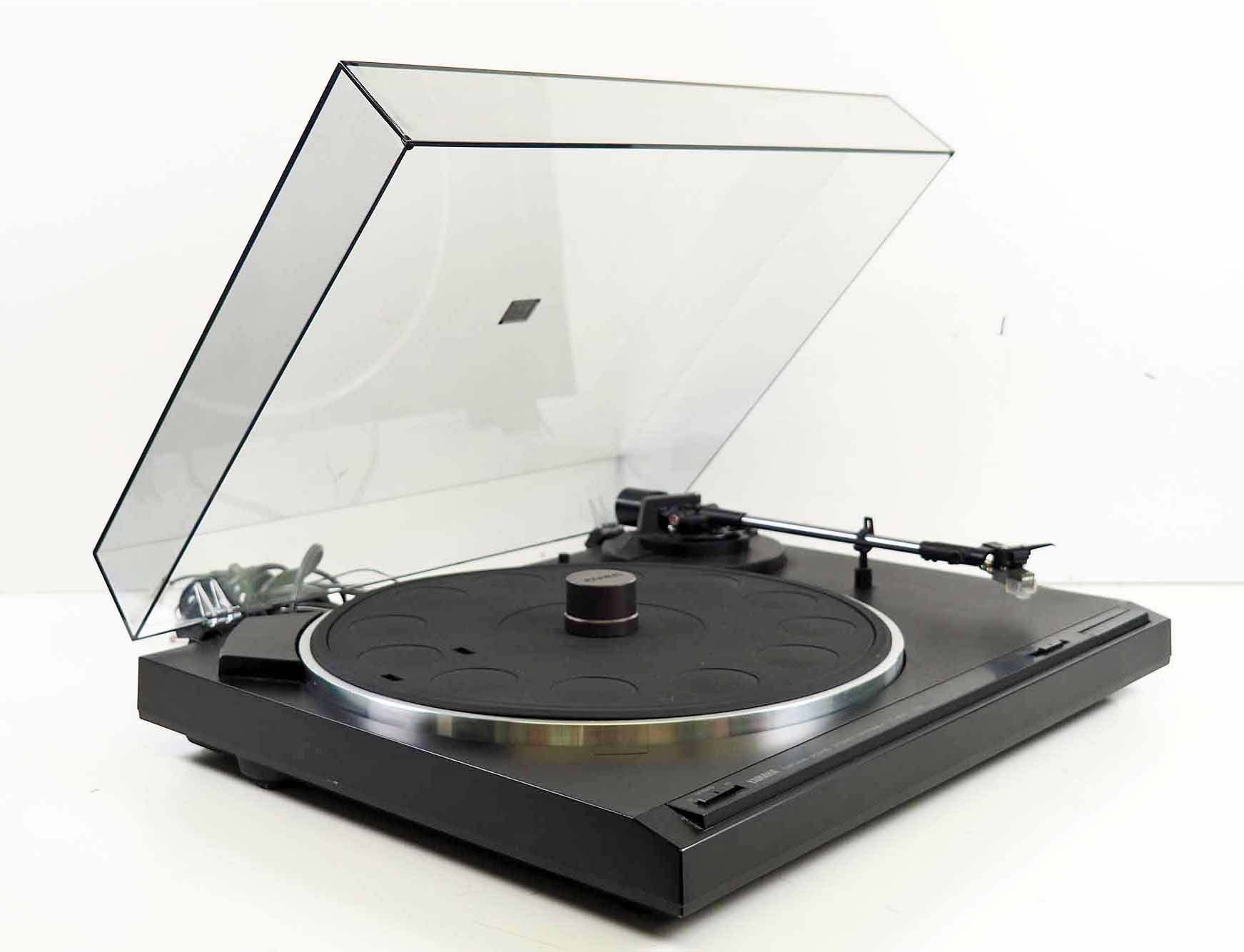 Yamaha TT-400 – Classic Audio